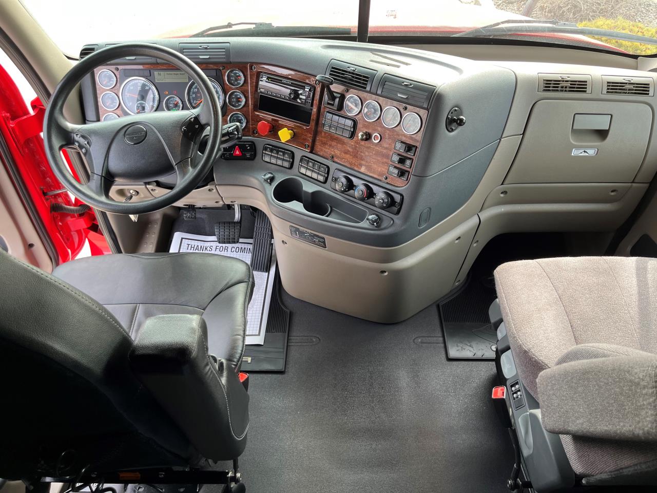 Truck Details - Freightliner Northwest