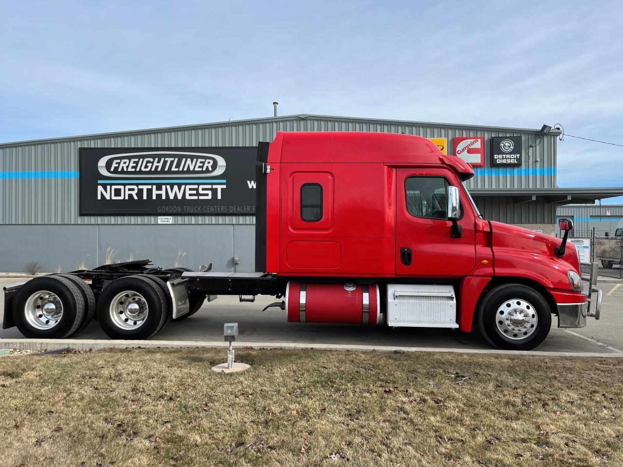 Truck Details - Freightliner Northwest