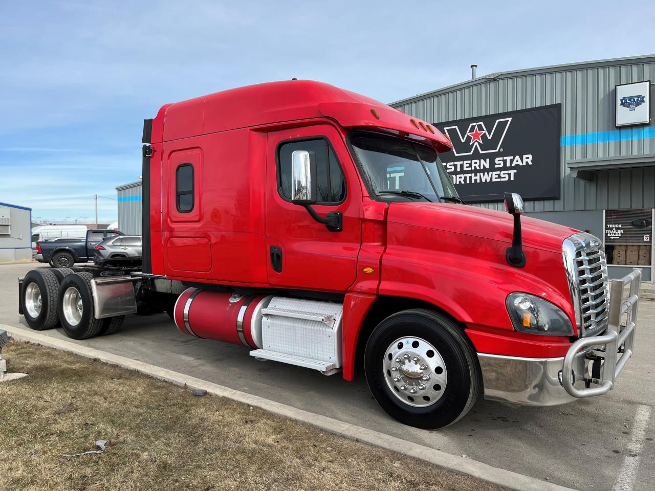 Truck Details - Freightliner Northwest