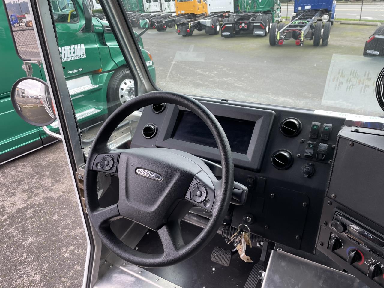 Truck Details - Freightliner Northwest