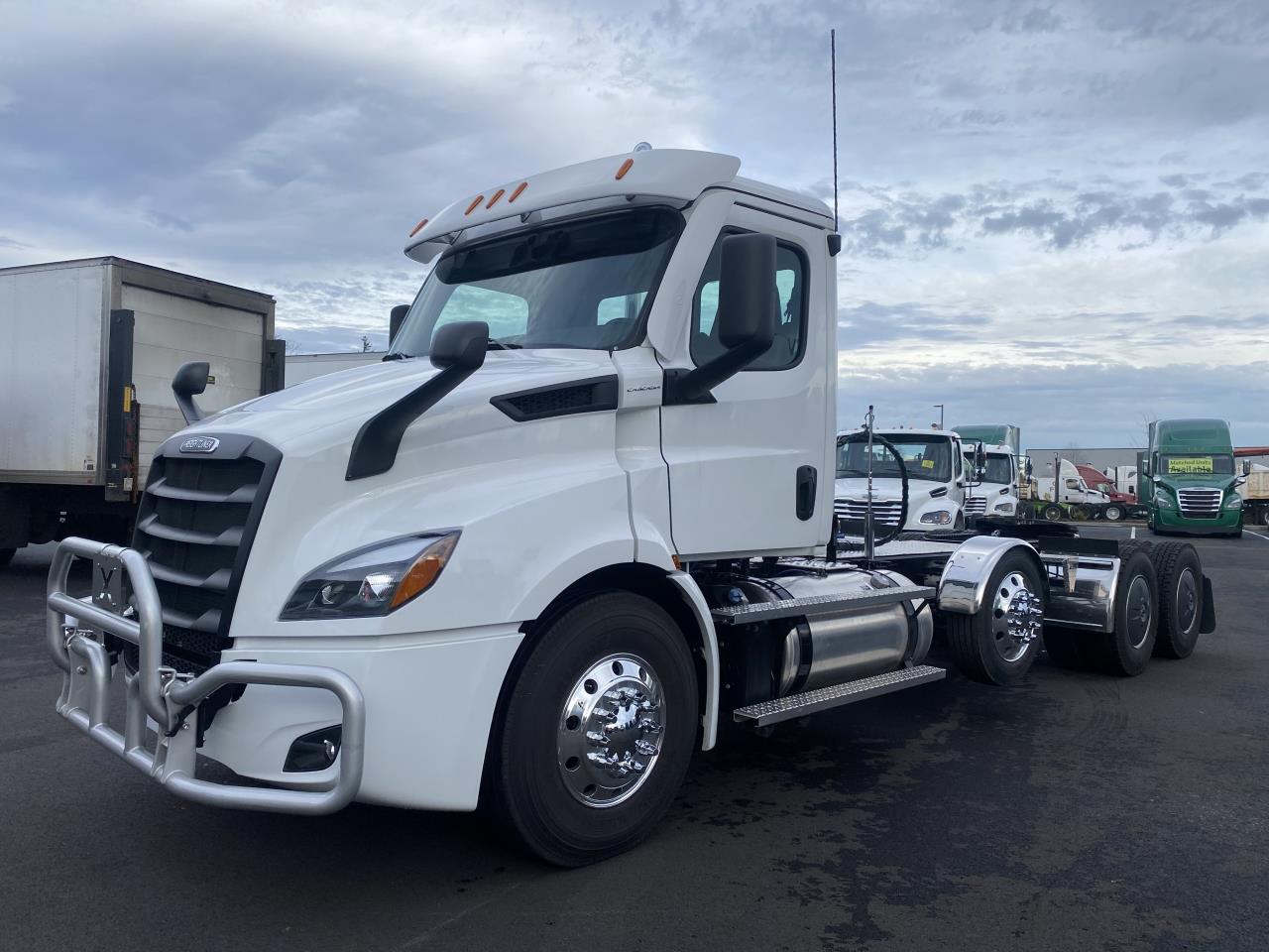 New Truck Inventory - Freightliner Northwest