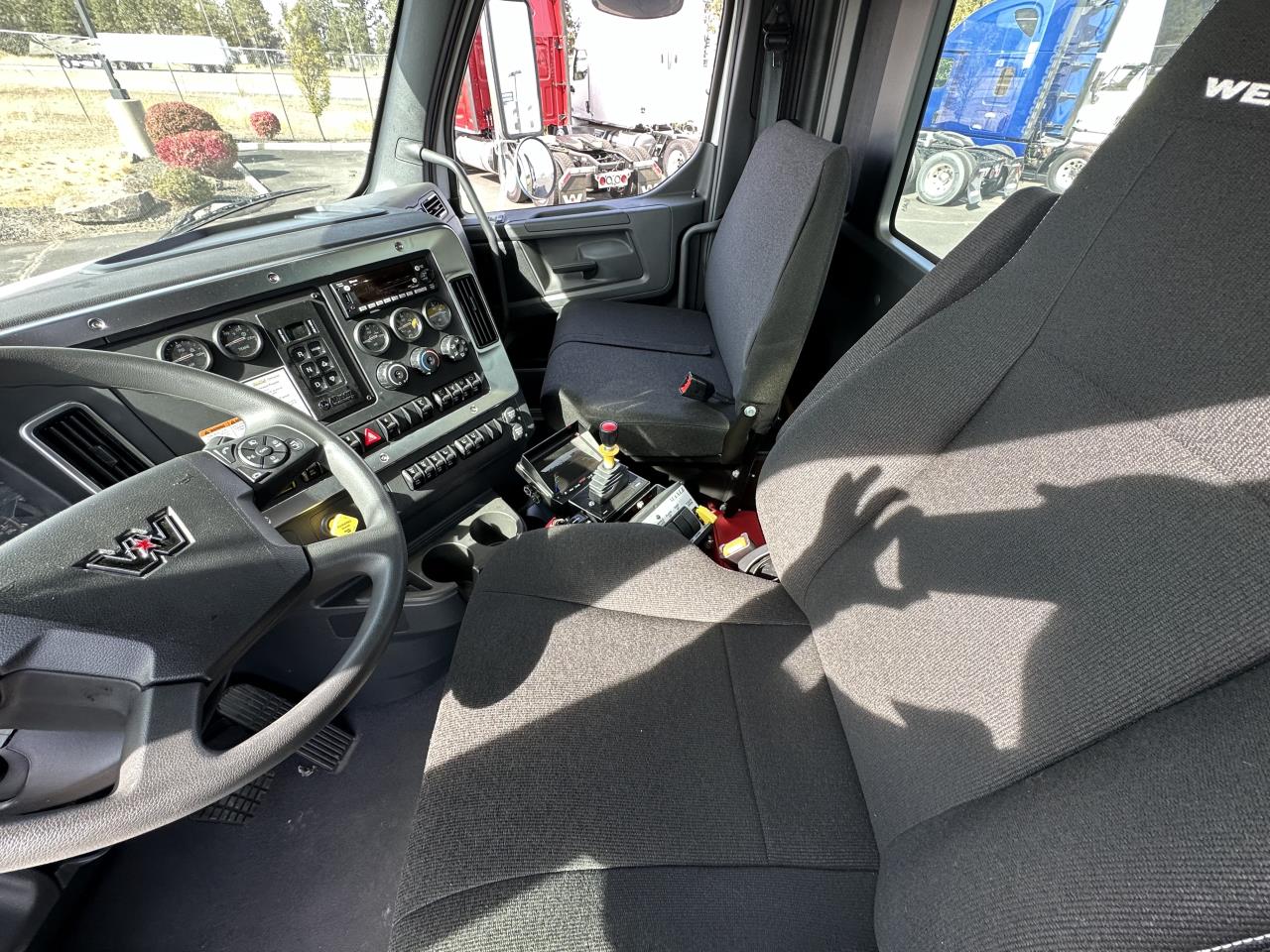 Truck Details - Freightliner Northwest