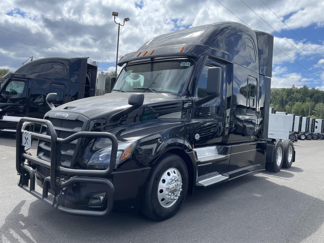 New Truck Inventory - Freightliner Northwest