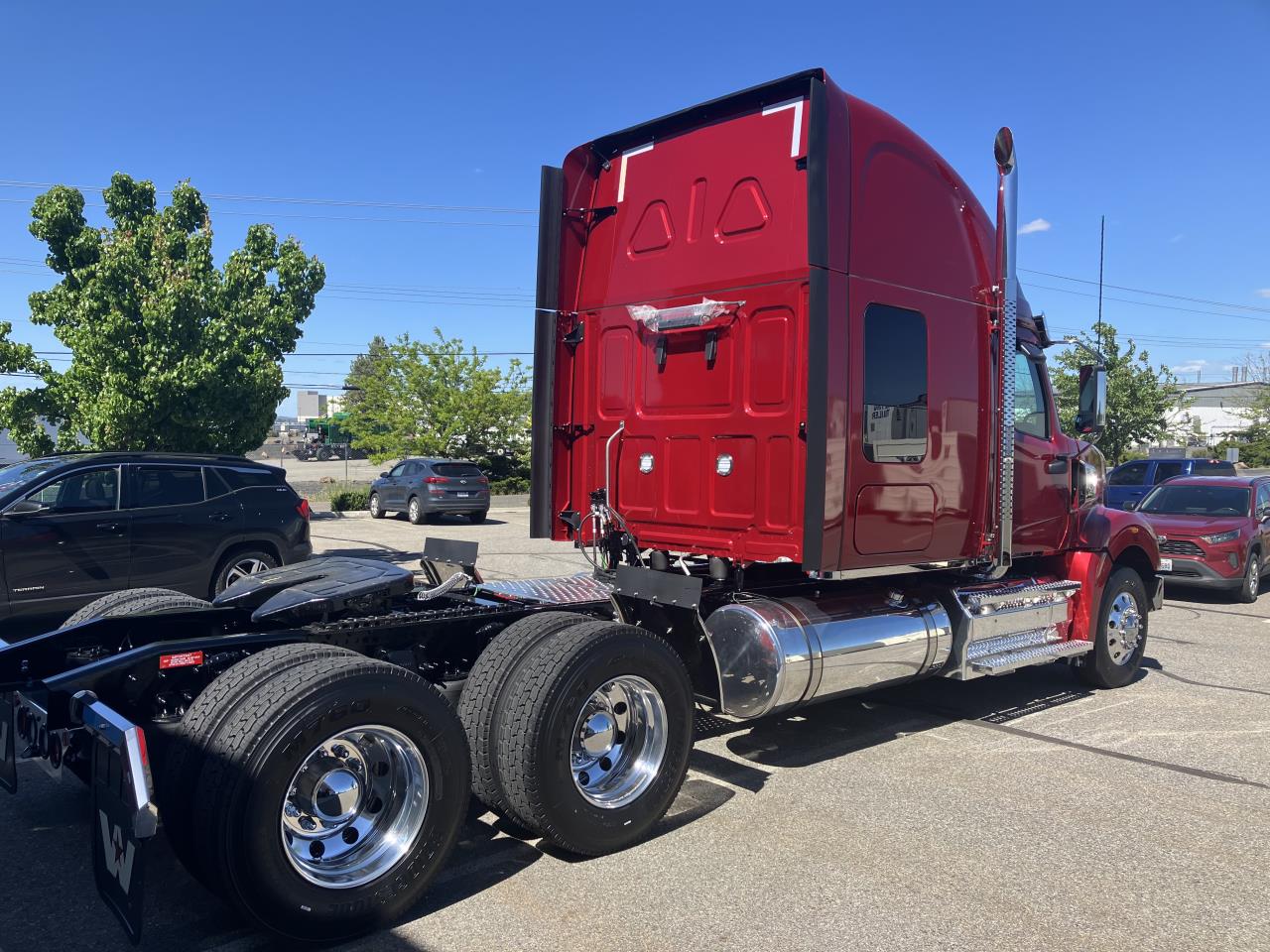 Truck Details - Freightliner Northwest