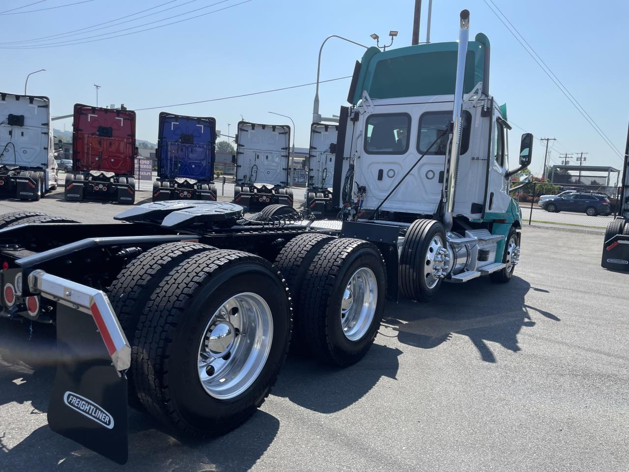 Truck Details - Freightliner Northwest