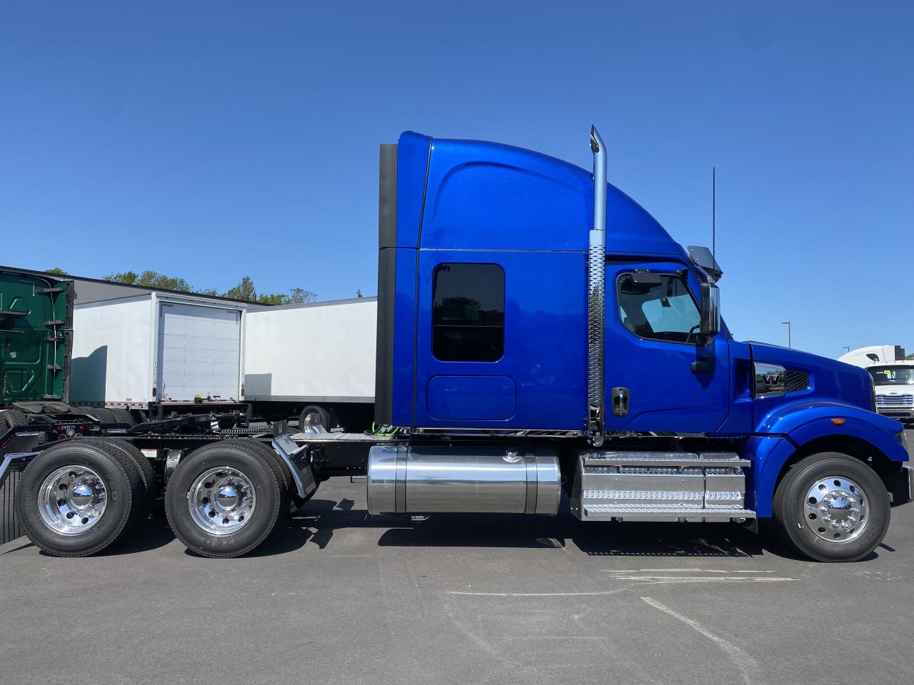 Truck Details - Freightliner Northwest