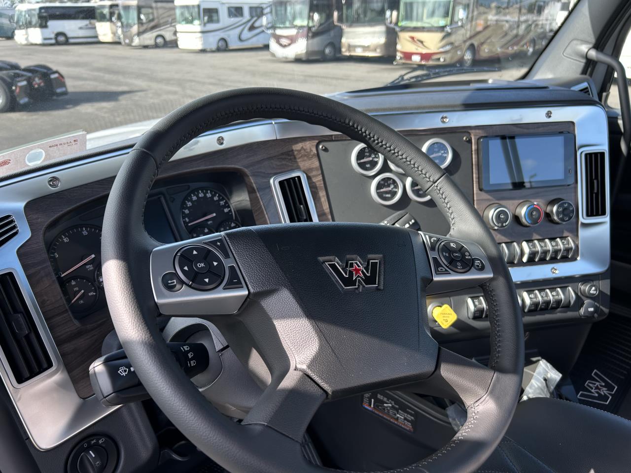 Truck Details - Freightliner Northwest