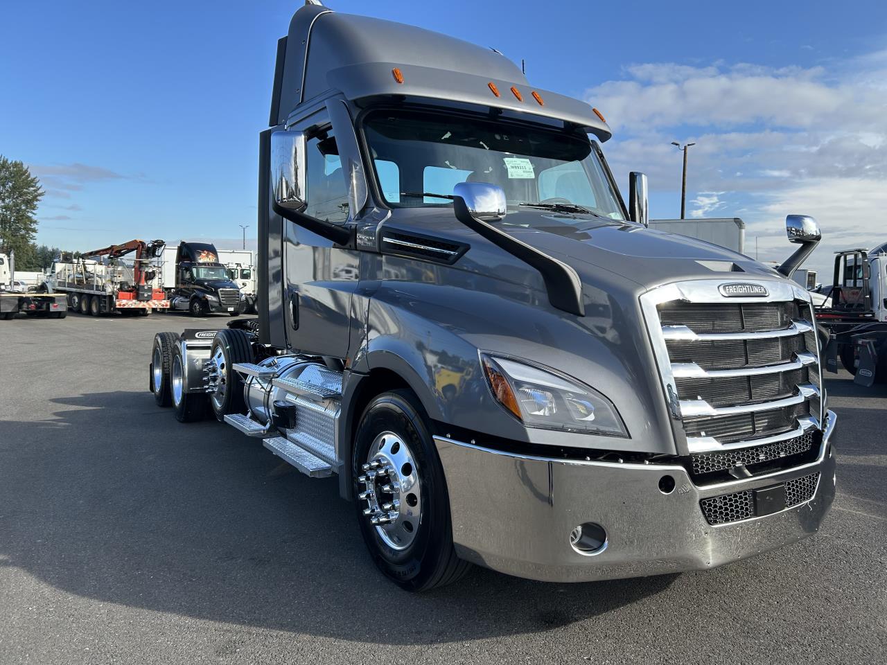 Truck Details - Freightliner Northwest