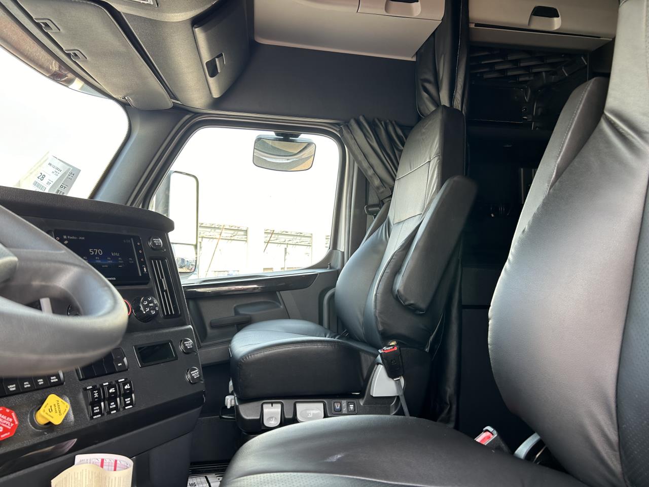 Truck Details - Freightliner Northwest