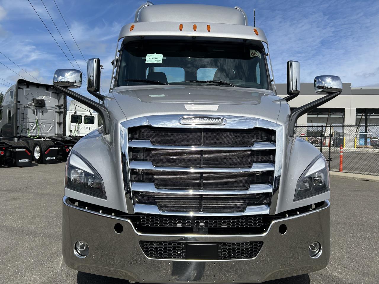 Truck Details - Freightliner Northwest
