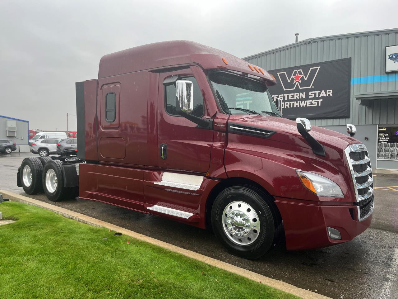 Truck Details - Freightliner Northwest